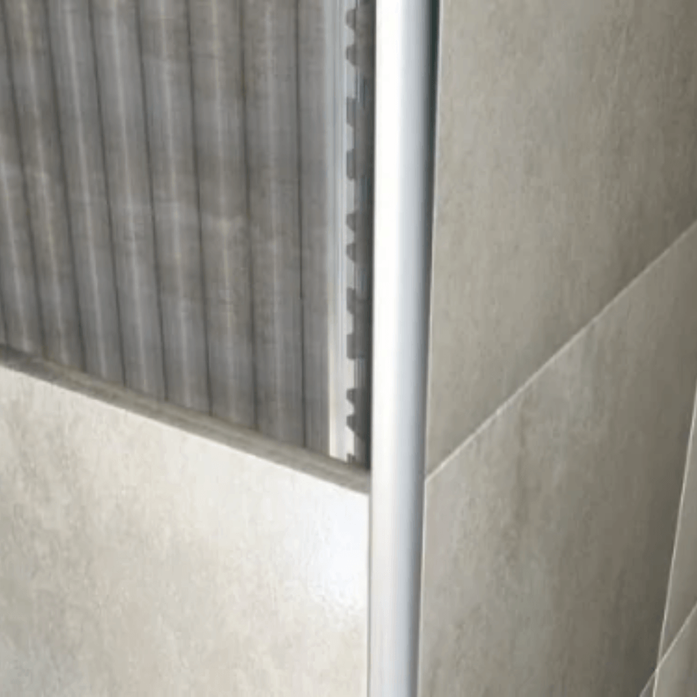 Guardacanto de Aluminio Anodizado Moldumet 9mm Cromo Brillante - Supermat